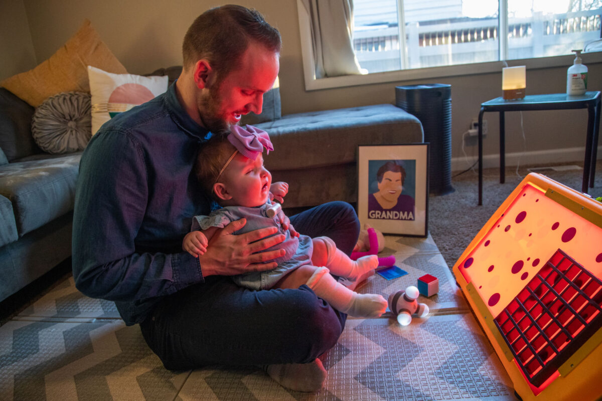 Sisters sell scrunchies to honor late mother, aid child with medical ...